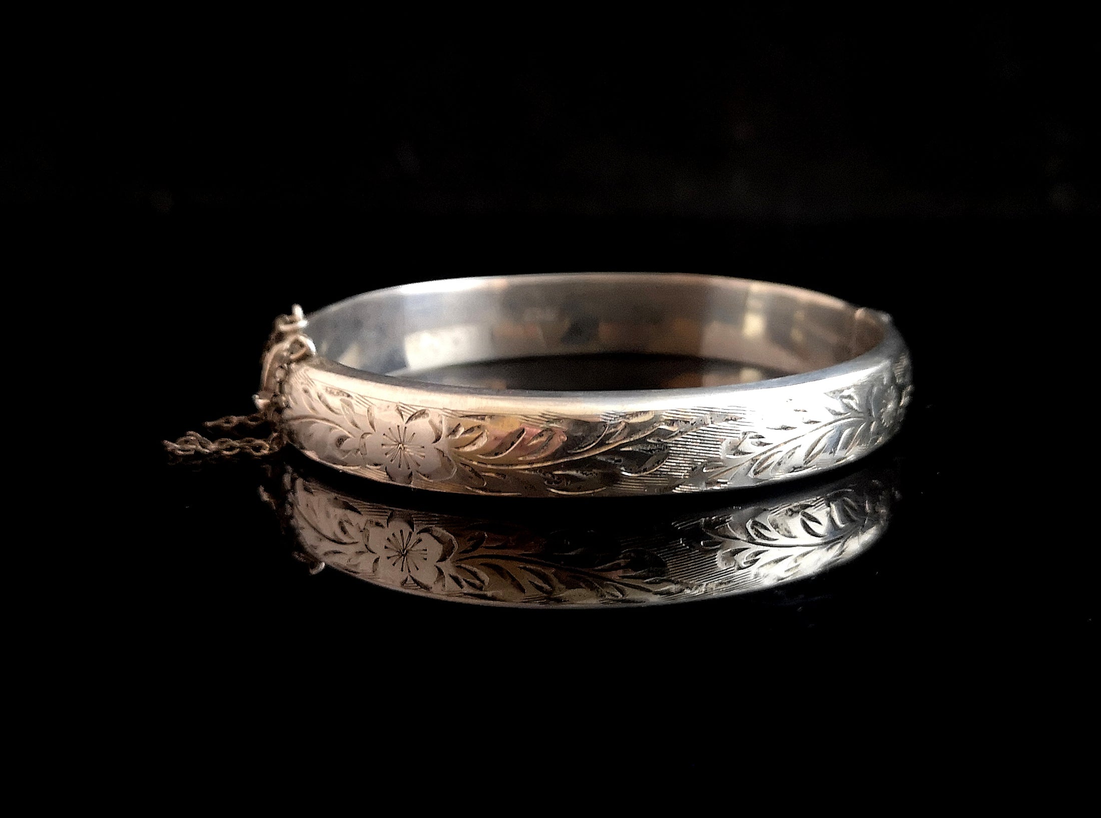 Vintage sterling silver bangle, engraved, 1970's – StolenAttic